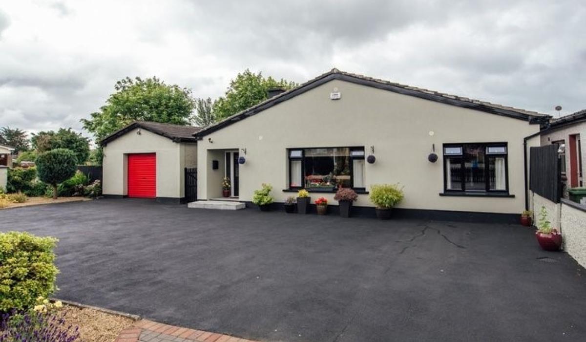 Lovely 3-bed bungalow in Newbridge with detached garage and manicured ...