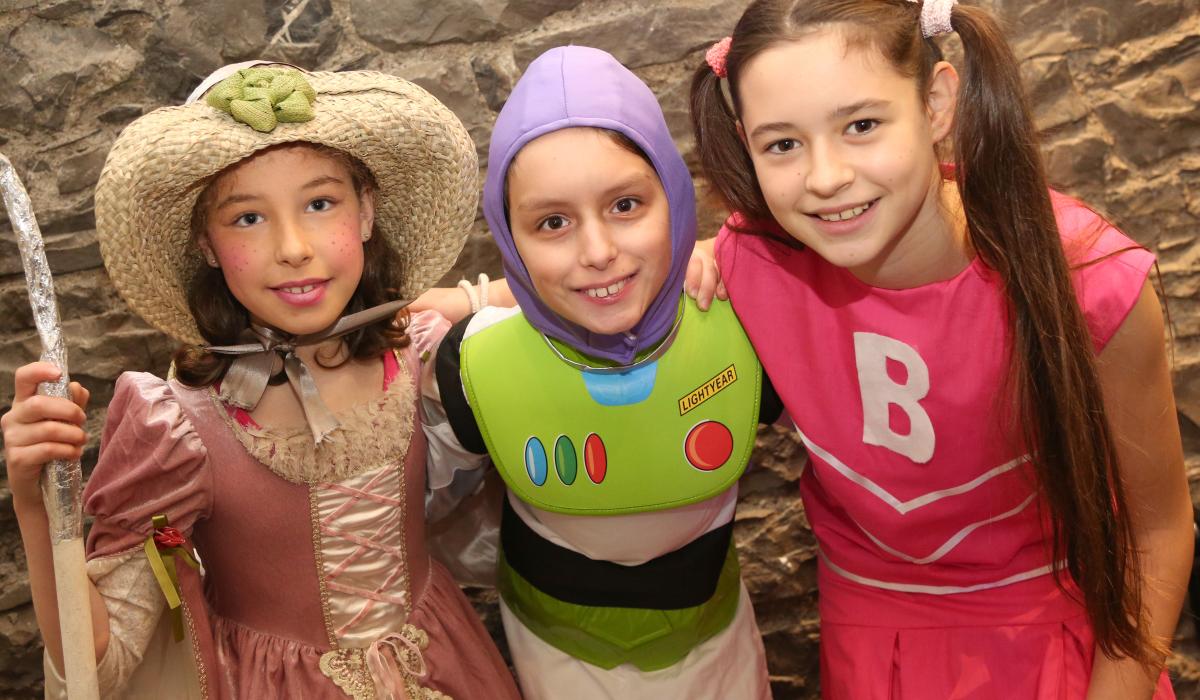 PHOTO GALLERY: Carol Gleeson's School of Speech and Drama Christmas ...