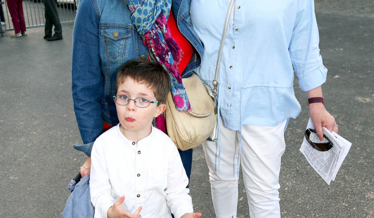 GALLERY: Fundraising "Night at the Dogs" for Caragh National School ...