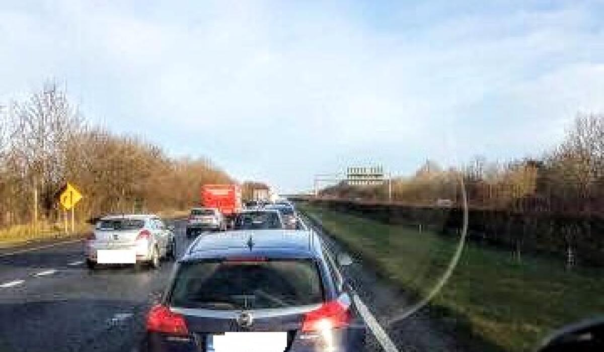 TRAFFIC: Big tailback following crash on M7 towards Dublin - Kildare Now