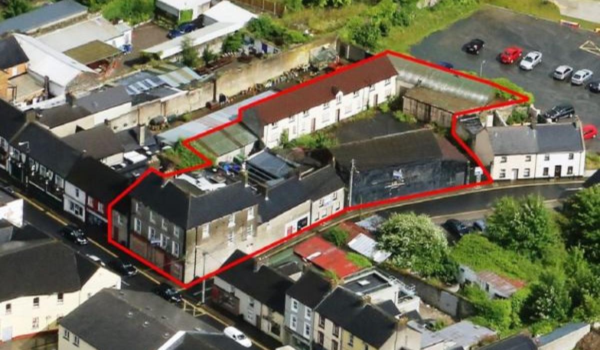 Huge portfolio including pub, ballroom and 4 houses in Athy for just € ...