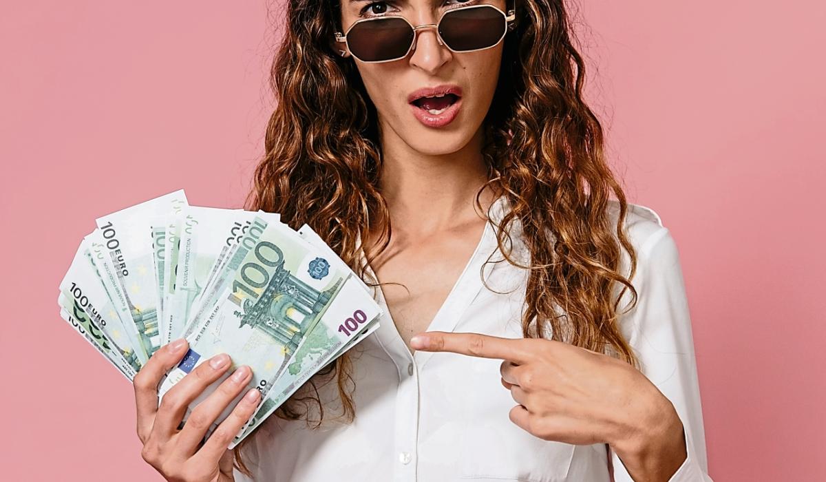 MAKING CENTS FINANCIAL ADVICE COLUMN: 'I just hate talking about money ...