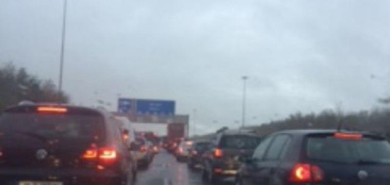 Traffic: 4-car crash on M7 northbound causing delays - Kildare Now