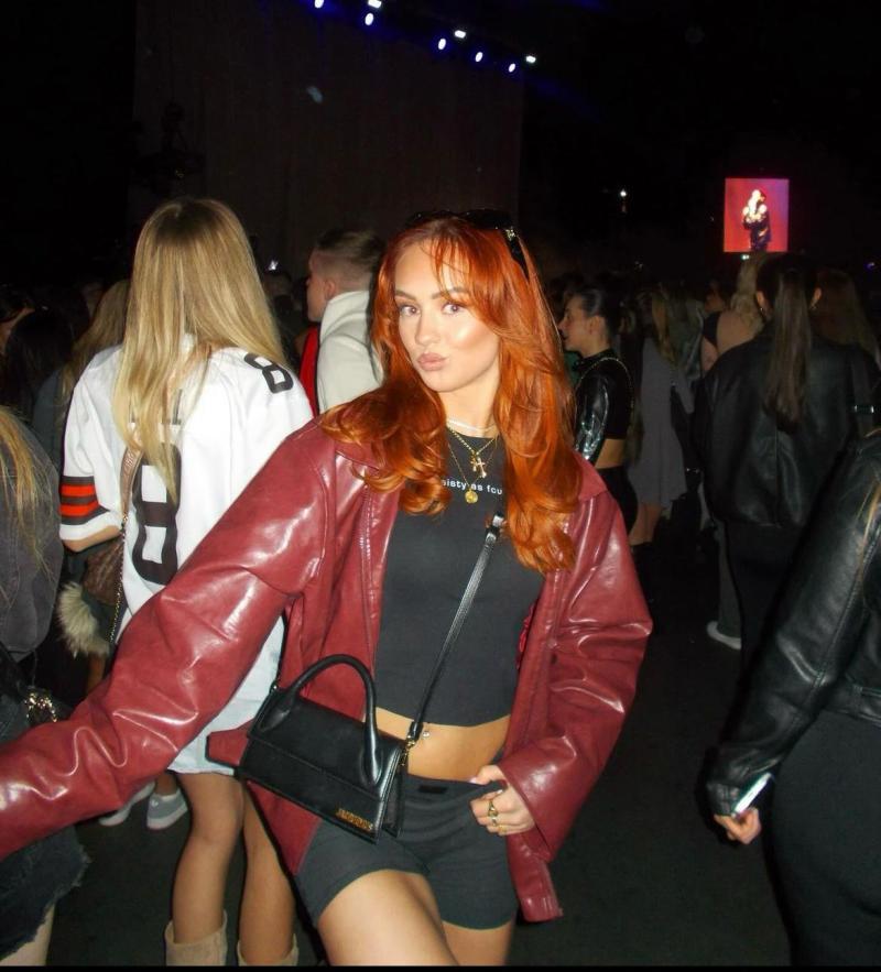 Carlow influencer Lauren Whelan causes stir after wearing boxers to Ne ...