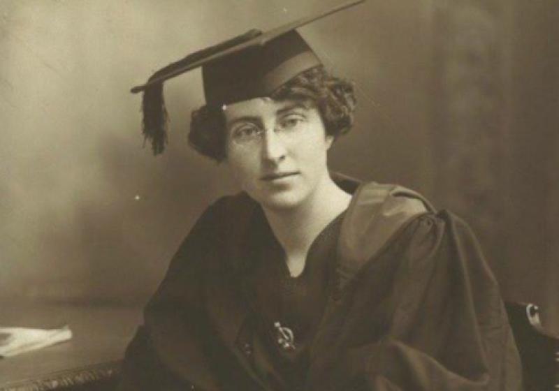 Tribute to first female to be commissioned in Defence Forces who worked ...