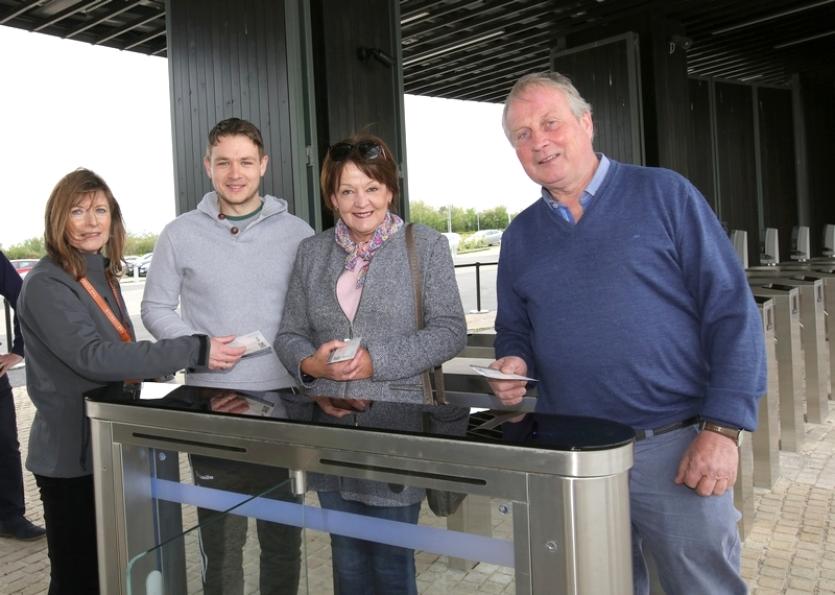 PHOTO GALLERY: Admission Free Day at new-look Curragh Racecourse ...