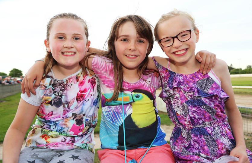 GALLERY: Fundraising "Night at the Dogs" for Caragh National School ...