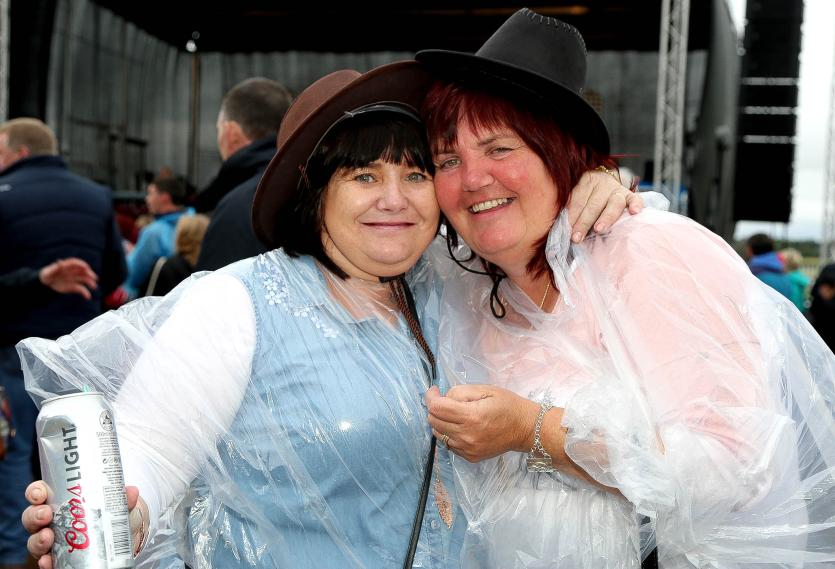 GALLERY: Nathan Carter "ROCKS" Naas Racecourse - Photo 1 of 59 ...