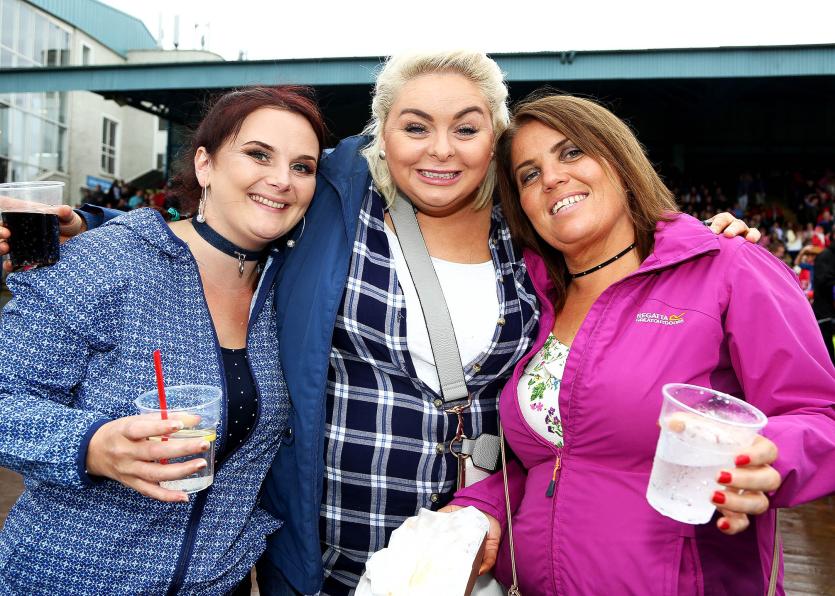 GALLERY: Nathan Carter "ROCKS" Naas Racecourse - Photo 1 of 59 ...