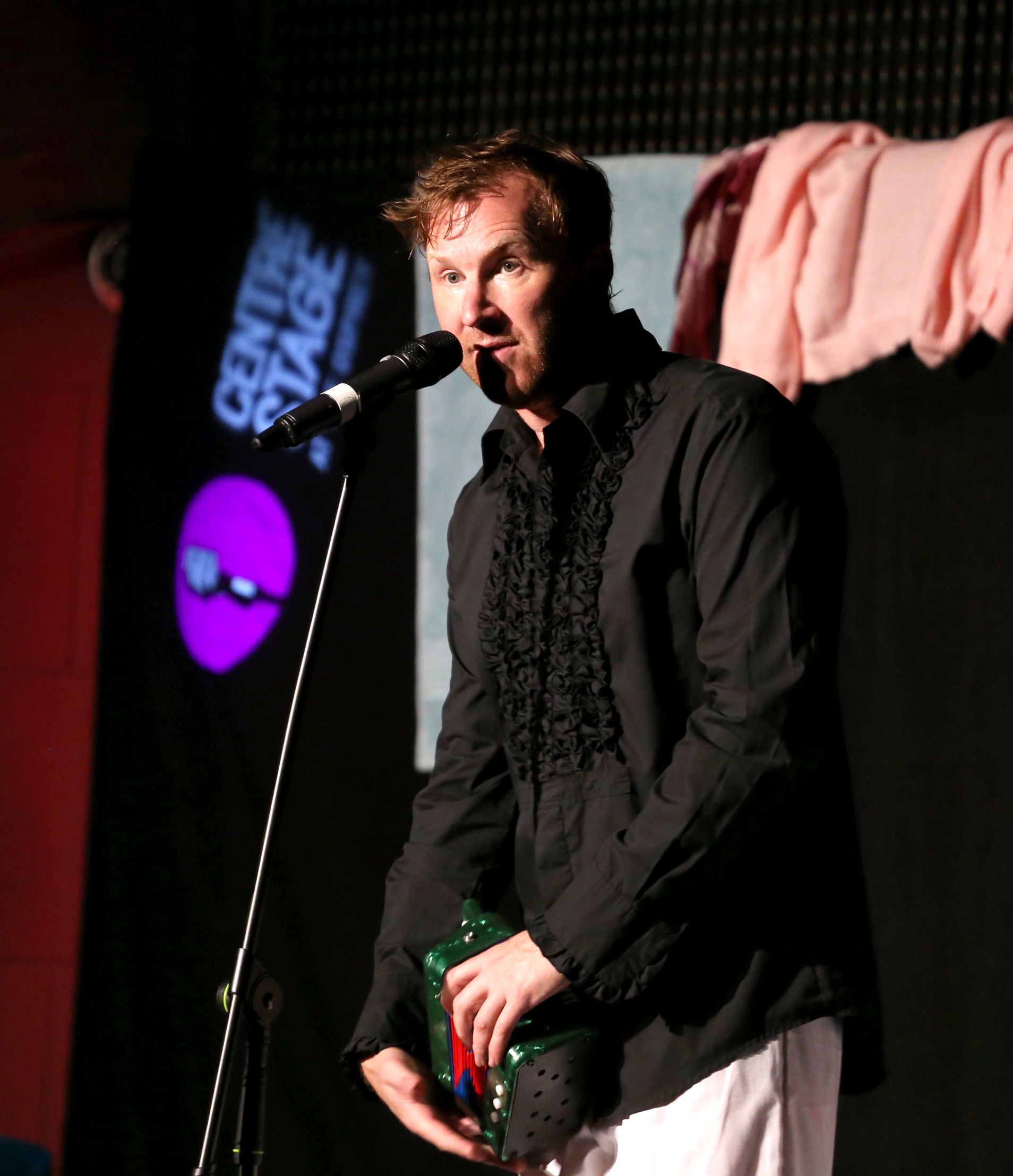 GALLERY: Comedian Jason Byrne at Centre Stage, The Osprey Hotel - Photo ...