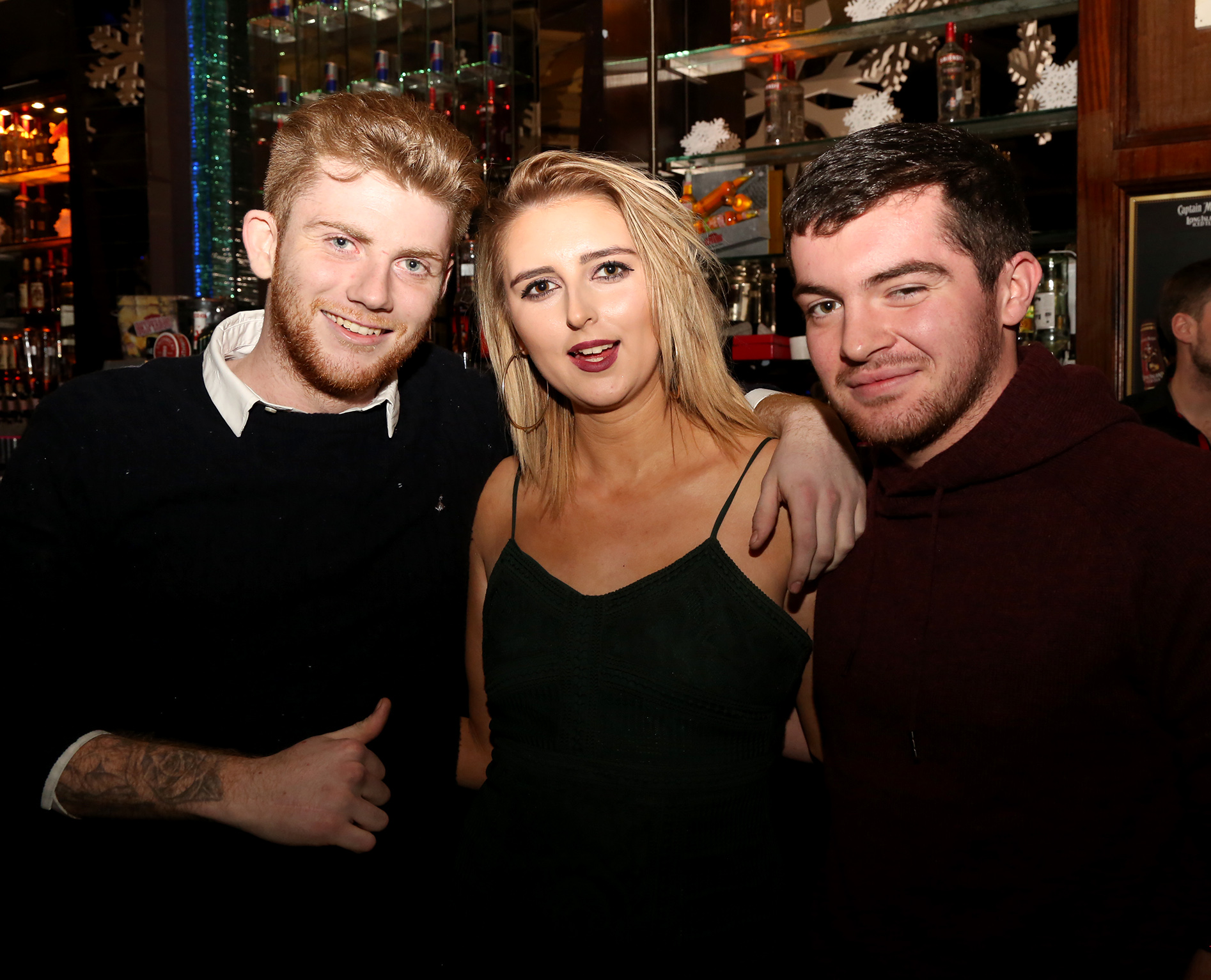 GALLERY: Lucky fans meet "ASH" George Mason from Home & Away at ...