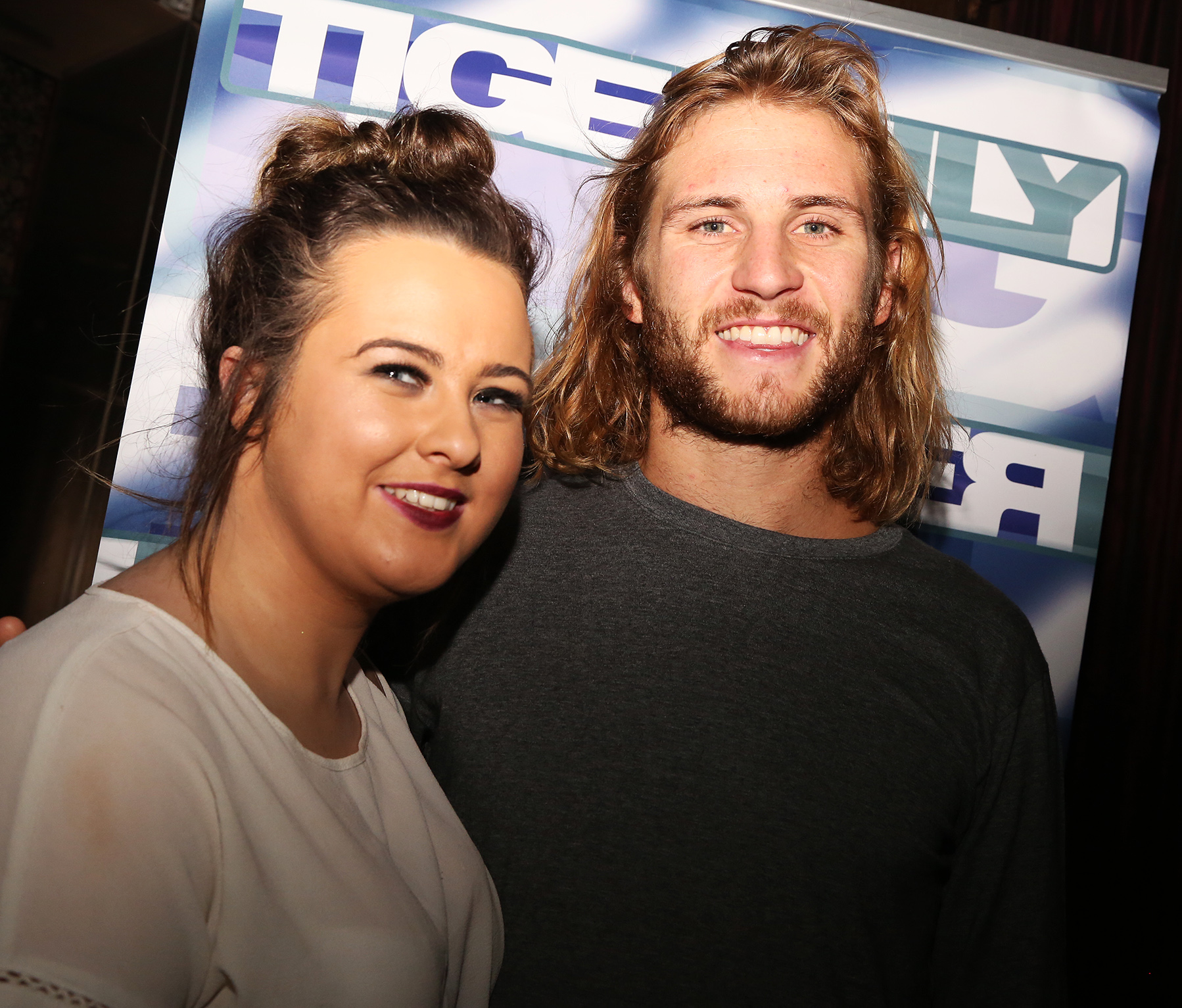 GALLERY: Lucky fans meet "ASH" George Mason from Home & Away at ...