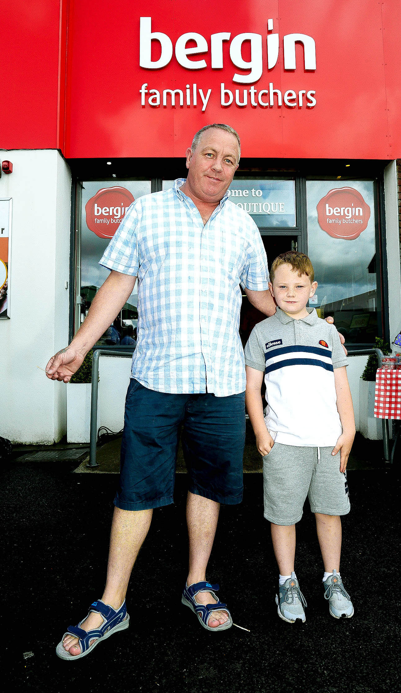 GALLERY: Bergin Family Butchers Naas Celebrating All Ireland Burger Win ...