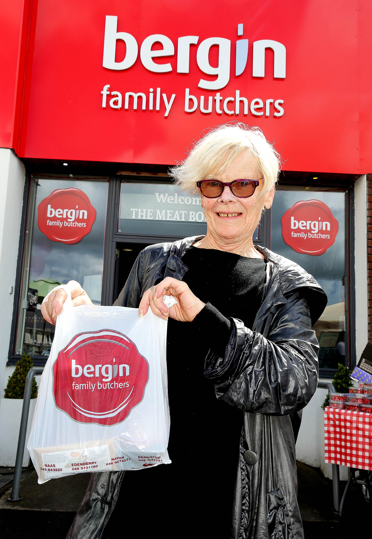 GALLERY: Bergin Family Butchers Naas Celebrating All Ireland Burger Win ...