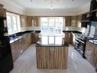 Fabulous home in Suncroft with sunroom and tarmac driveway could be ...