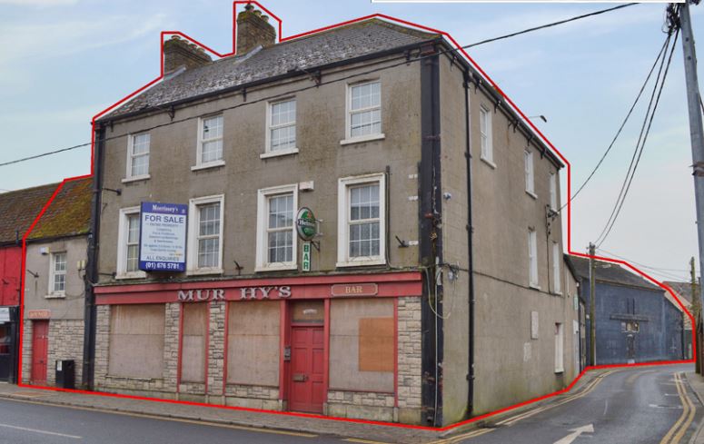 Huge portfolio including pub, ballroom and 4 houses in Athy for just € ...