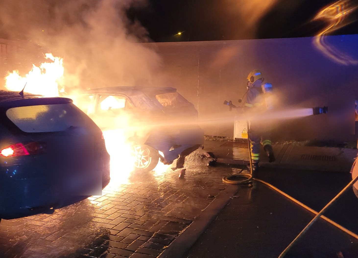 PHOTOS: Firefighters battle car blaze - Kildare Live