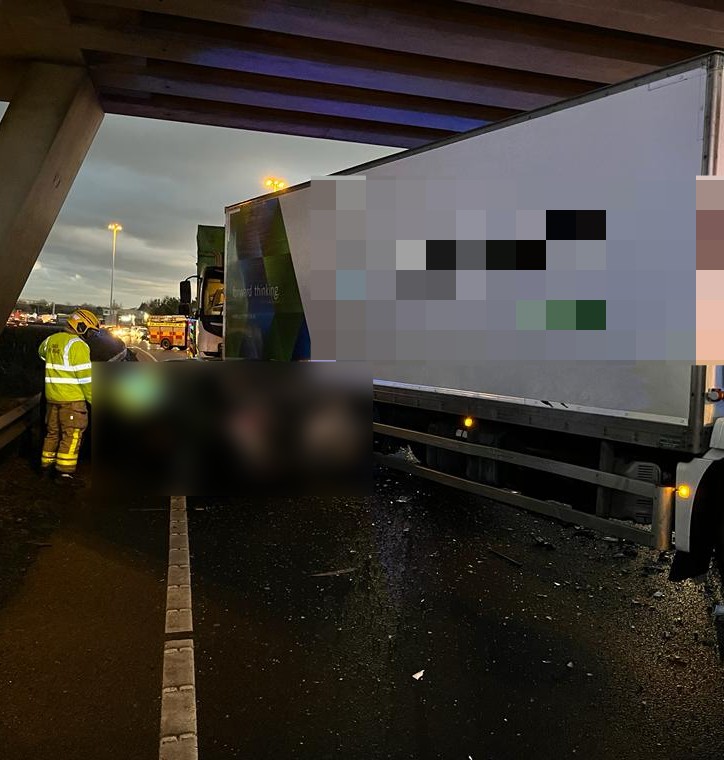 PHOTOS: Two HGVs involved in 3-vehicle crash on N7 - Kildare Now