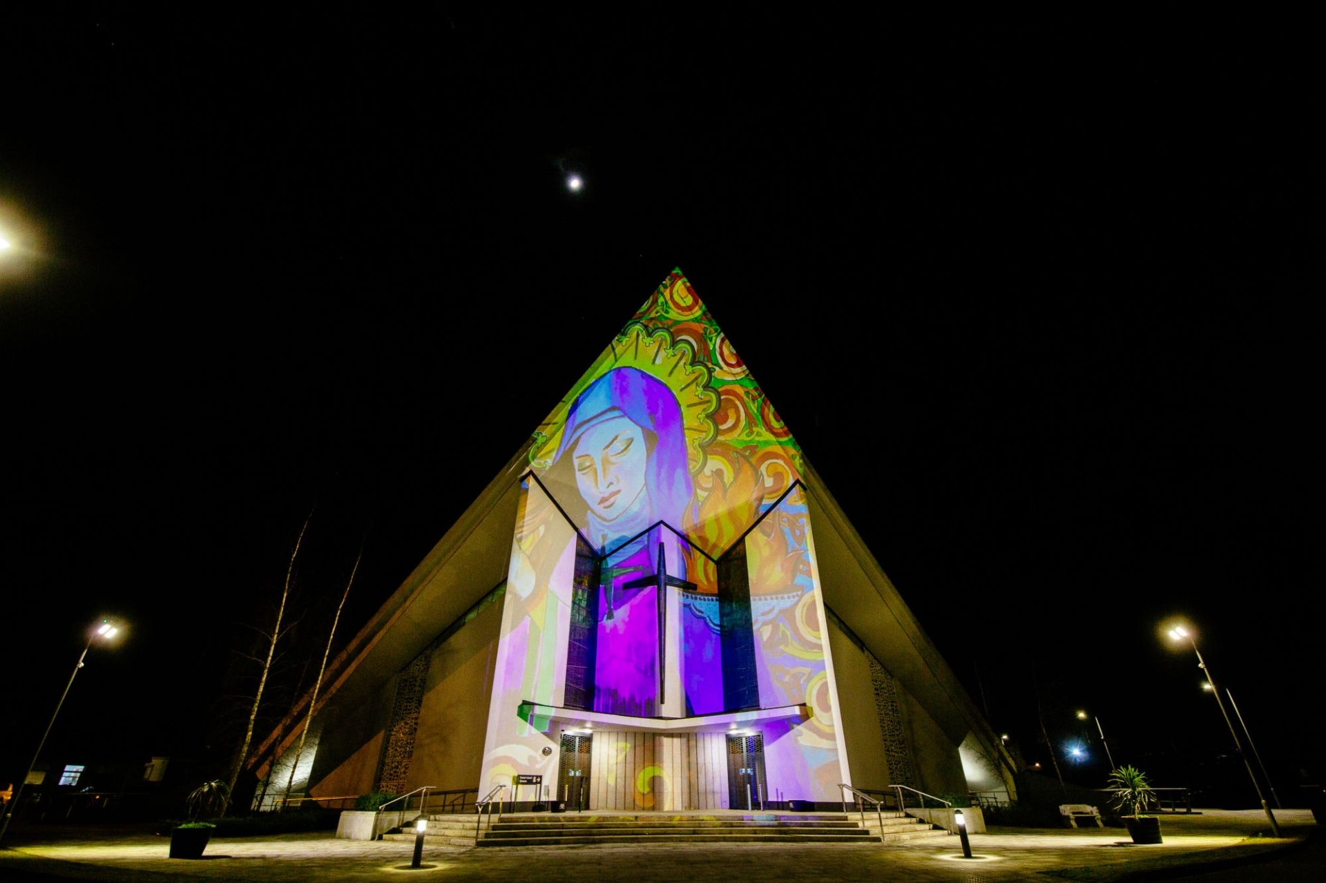 GALLERY: Kildare landmarks light up for Brigid 1500 / Herstory ...