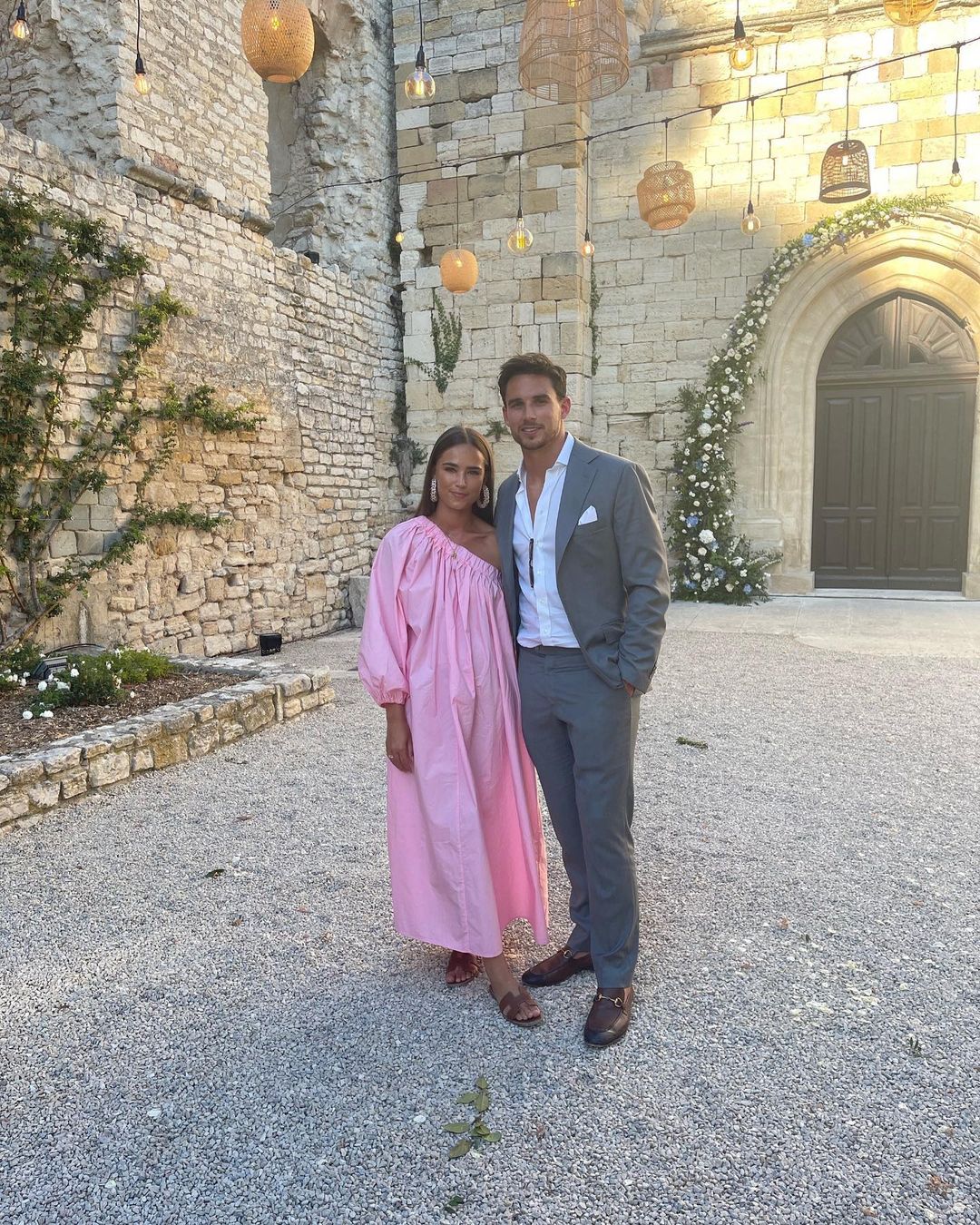 PHOTOS: BREAKING: Kildare resident Joey Carbery ties the knot with ...