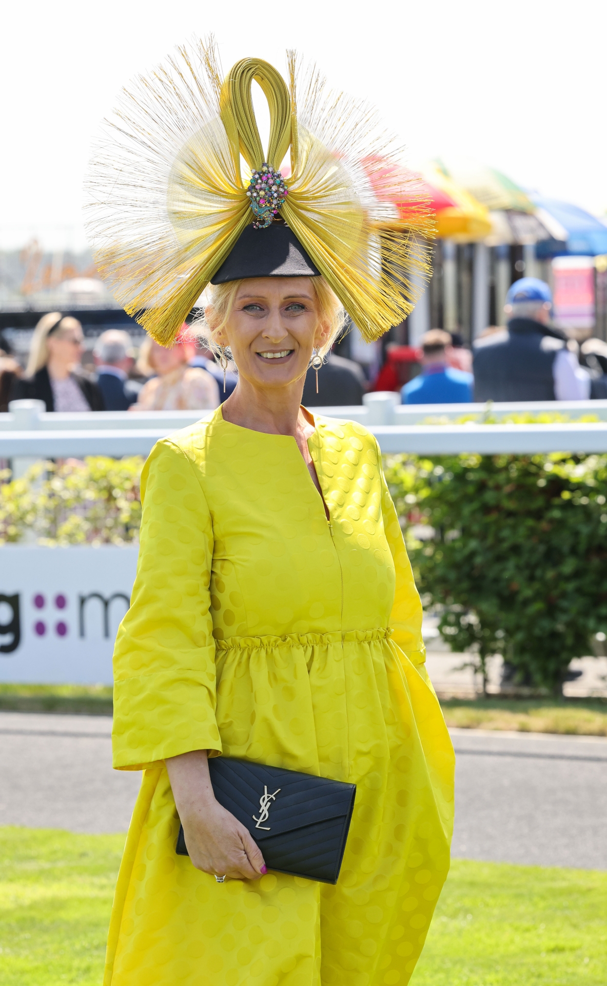 KILDARE: School teacher wins Best Dressed at sun-soaked Guineas weekend ...